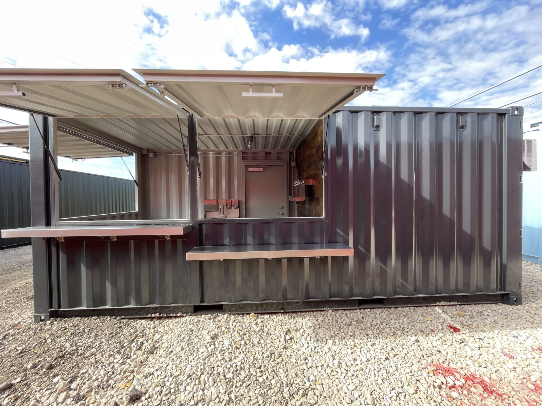 Custom 20ft Shipping Container Bar For Sale | Container Estates ...